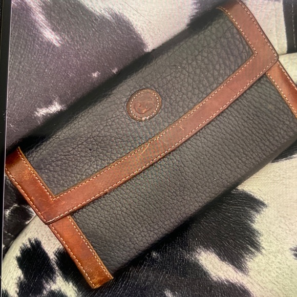 Dooney & Bourke | Bags | Vintage Dooney Bourke Leather Leather Wallet ...